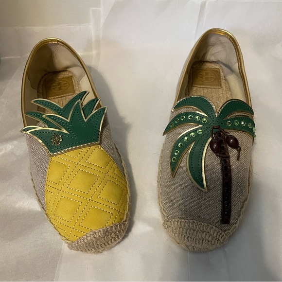 Tory Burch | Shoes | Tory Burch Castaway Tropical Pineapple Palm Tree ...